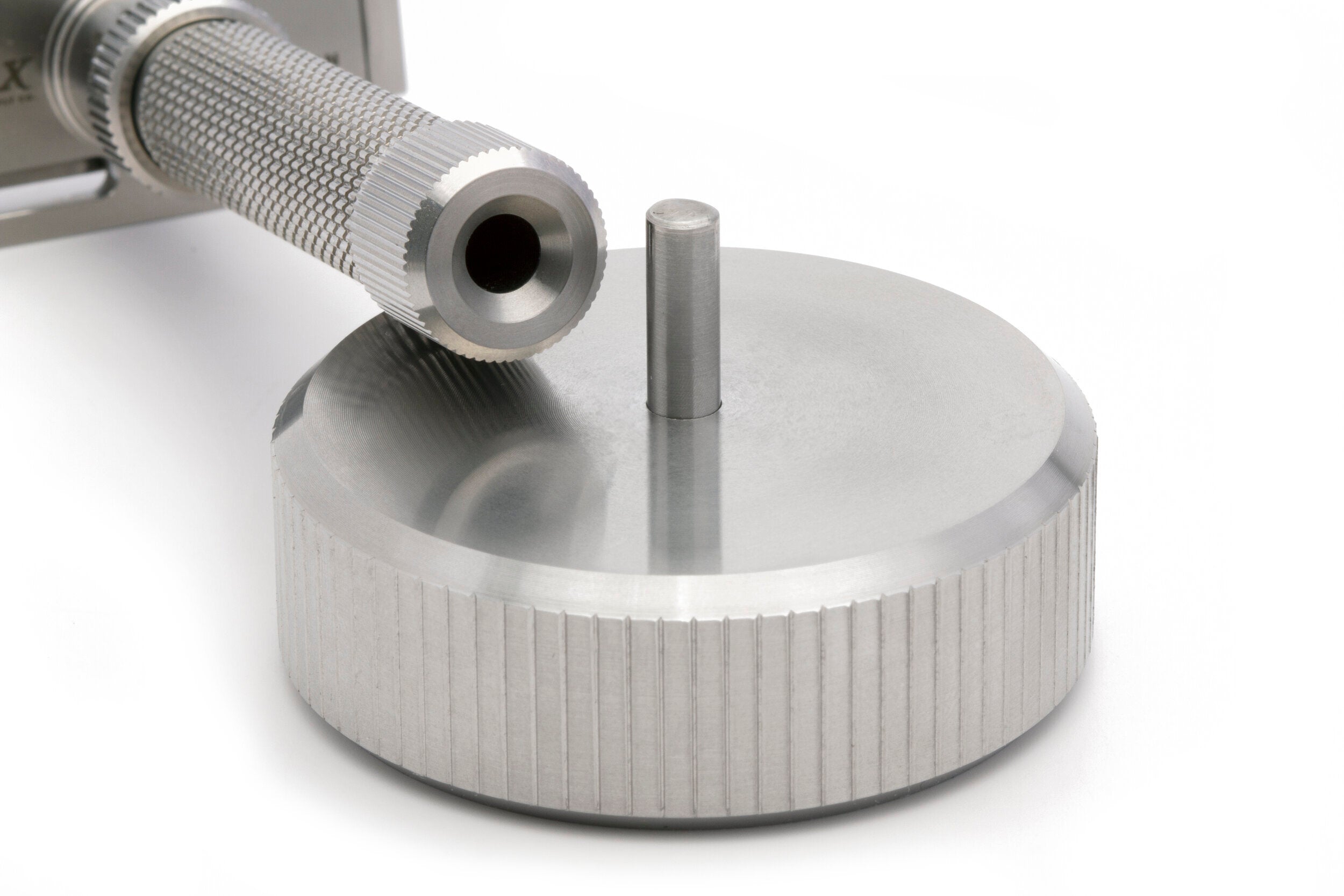 Rex Supply Co. | REX RAZOR STAND – Top of the Chain